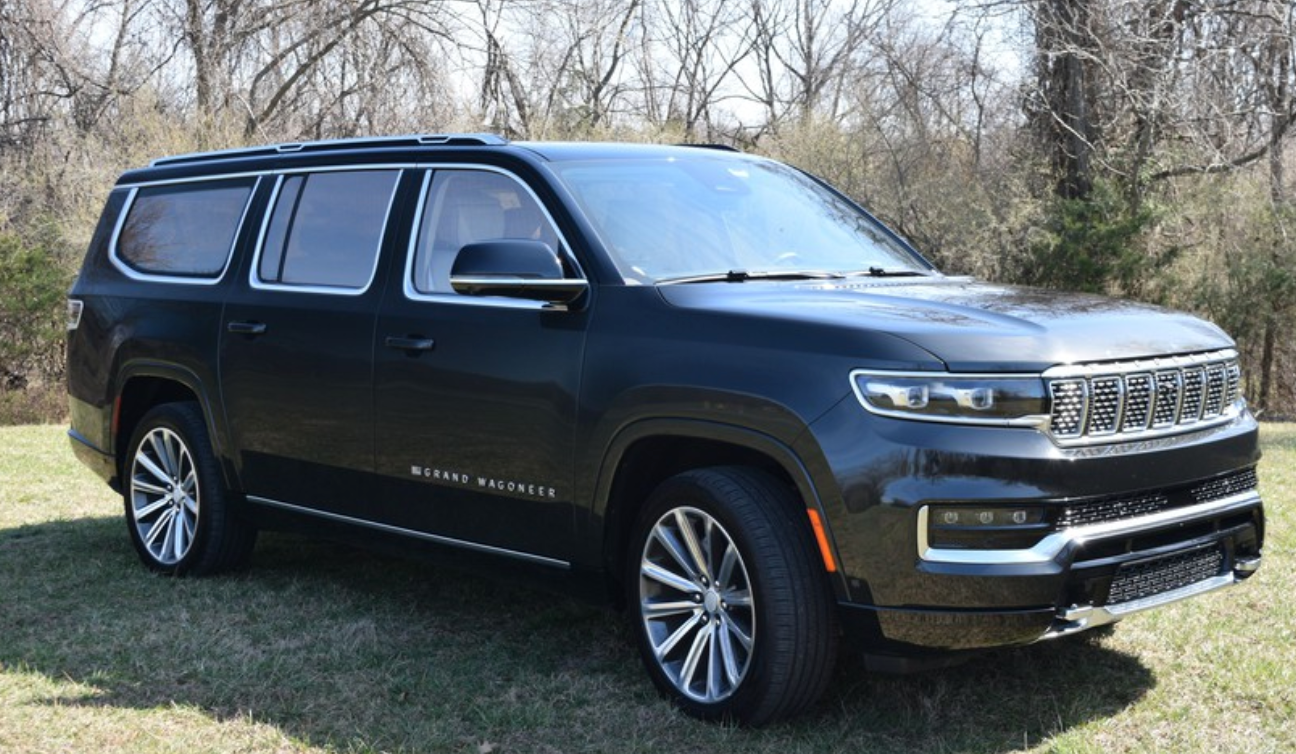 2023 Grand Wagoneer vs Land Rover Luxury 3 Row SUV Comparison